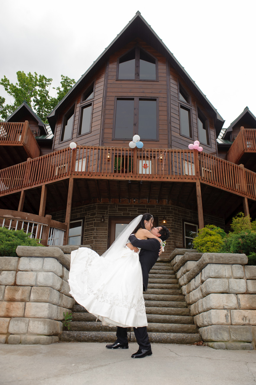 Gatlinburg Weddings Cabin